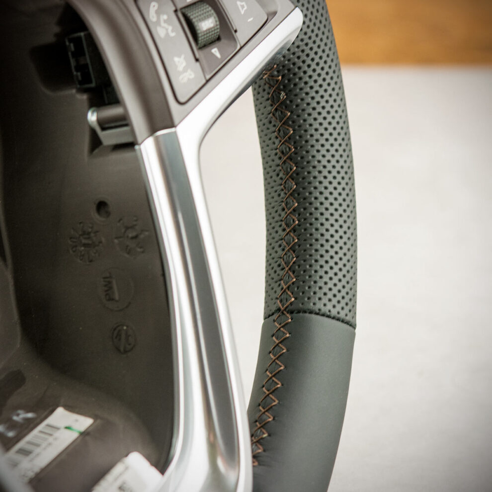 Obszycie kierownicy Opel Meriva B - Tuning i Modyfikacja